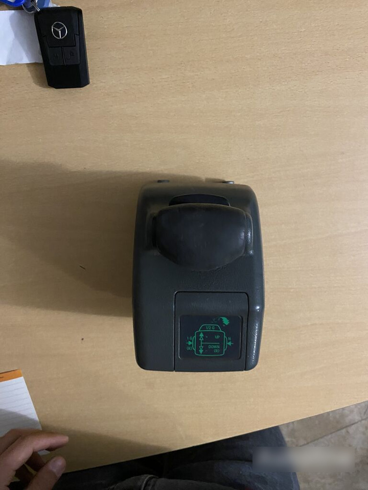 Продажа Рычагов переключения передач Mercedes-Benz Selector Lever ...