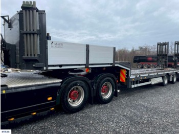 Низкорамный полуприцеп Ant 3 axle machine semi with hydr widening ...