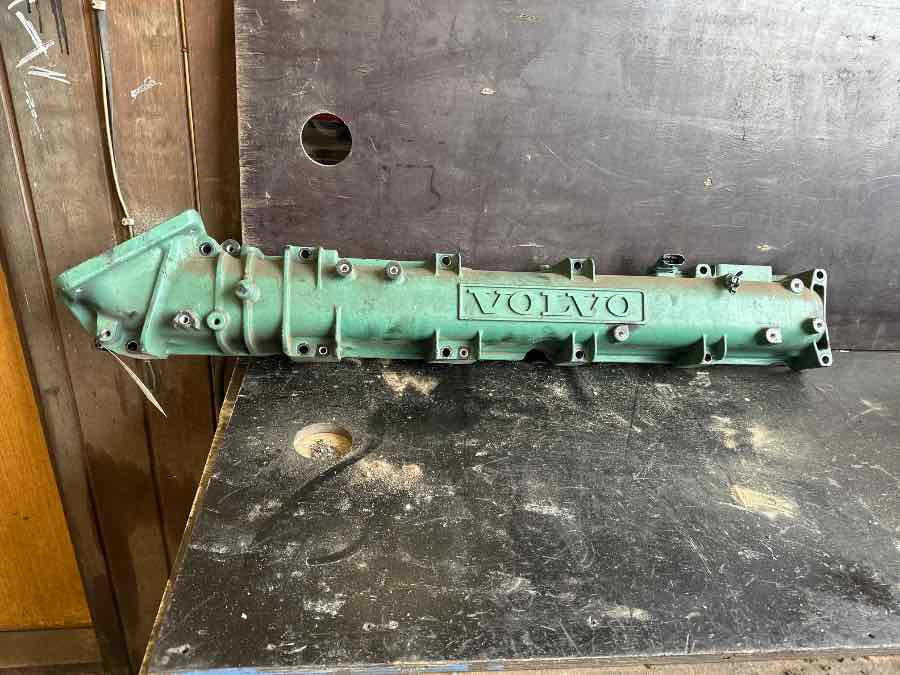 Продажа Двигателей Volvo FH12 Intake manifold на Truck1, ID: 6037313