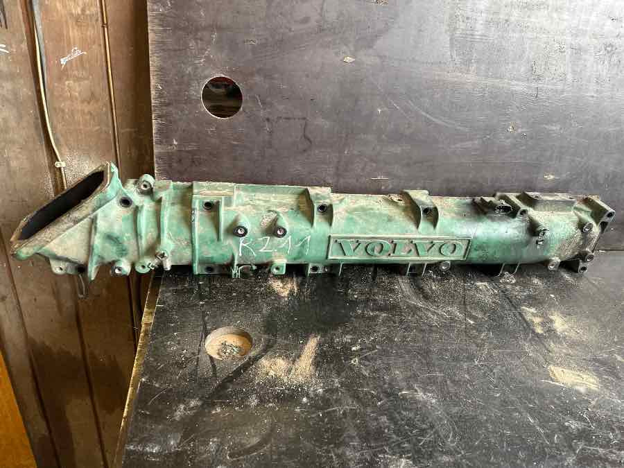 Продажа Двигателей Volvo FH12 Intake manifold на Truck1, ID: 6037313